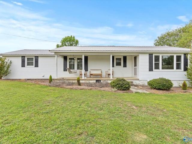 568 Rabbit Town Rd, Albertville, AL 35950