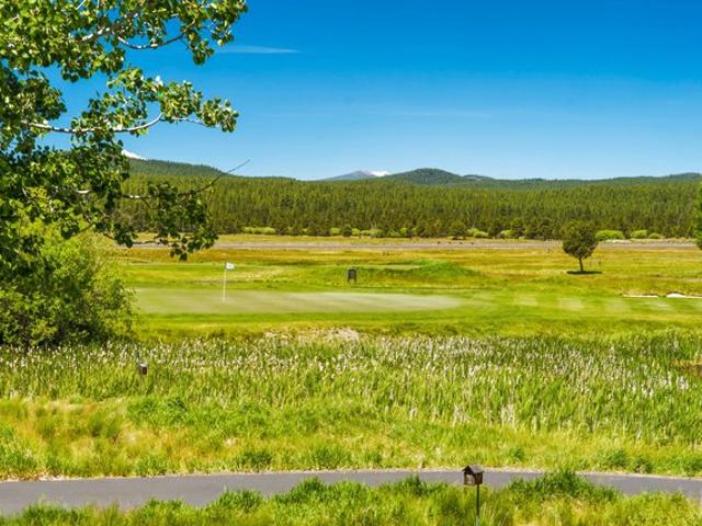 56947 Vista Ln Unit 9, Sunriver, OR 97707