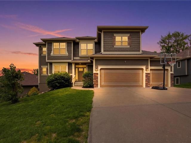 5695 Heritage Hill Rd, Parkville, MO 64152 | MLS #2614 | Compass