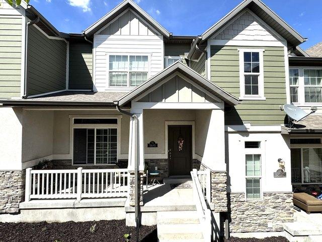 5695 W Red Ridge Ln, West Valley City, UT 84118