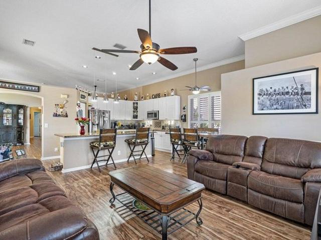 5696 Muirfield Village Cir, Lake Worth, FL 33463
