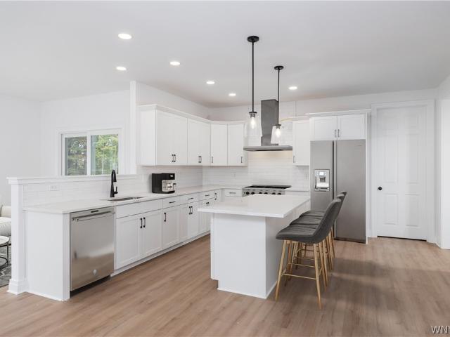 5696 Dorothy Circle