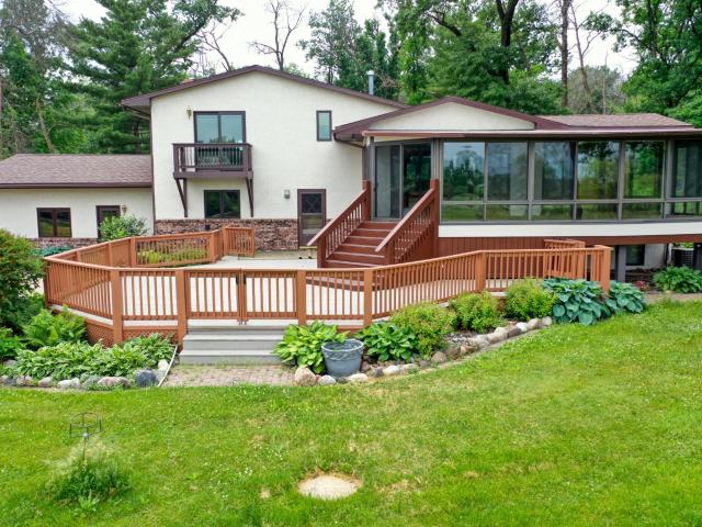 5696 th Street N