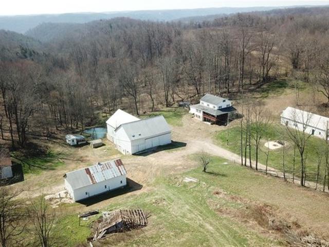 5696 Township Road 289, Hammondsville, OH 43945