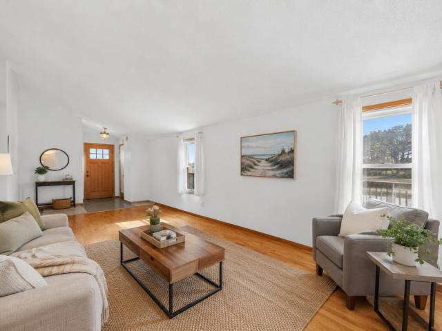 5698 Stagecoach Trail N