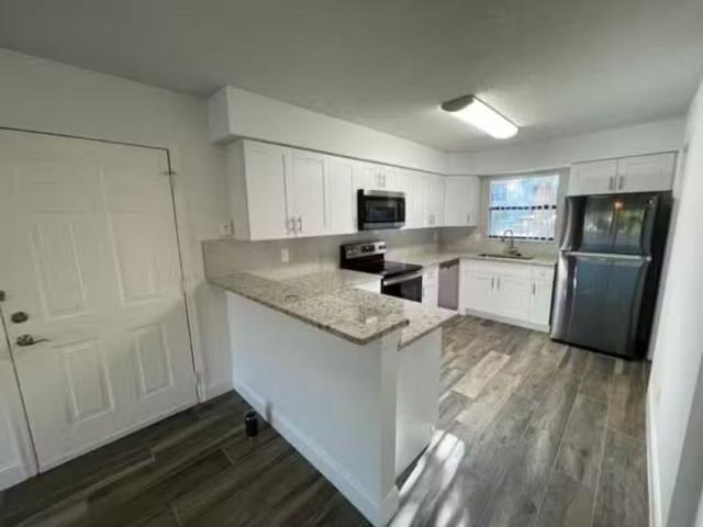 56990514 2190 Arbour Walk Cir