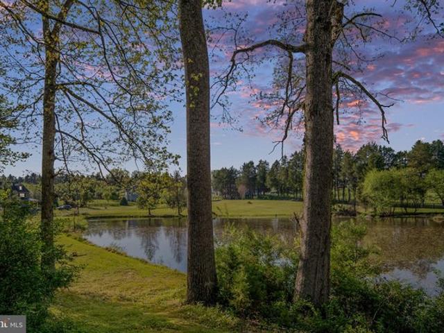 5699 Red Brick Rd, Warrenton, VA 20187