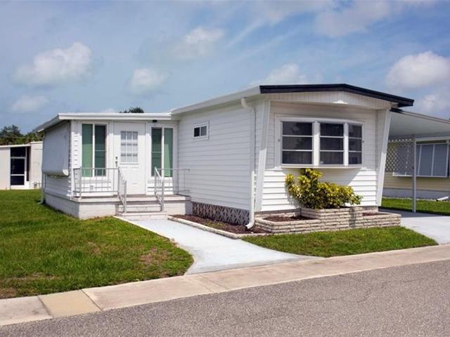 5690 Forsythia Rd, Venice, FL 34293