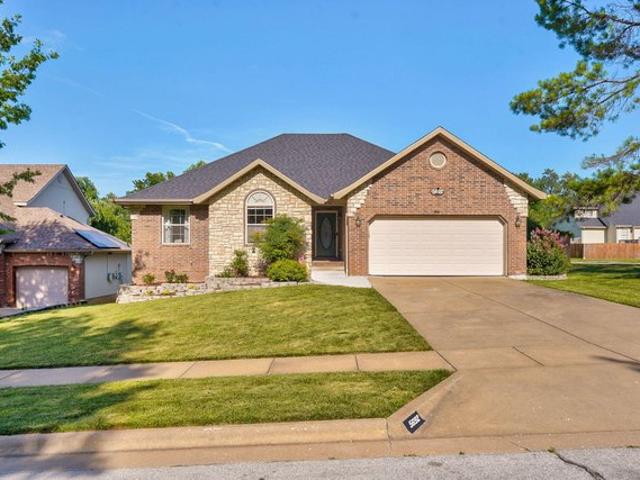 5692 S Fox Hollow Ave, Springfield, MO 65810