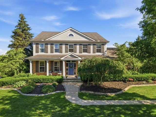 5693 Strawberry Cir, Commerce Township, MI 48382