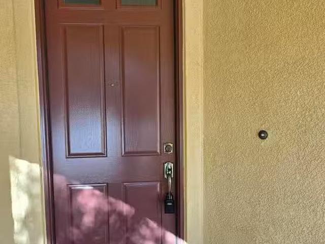 569 Camino Agua Dulce Houses in Thousand Oaks, CA