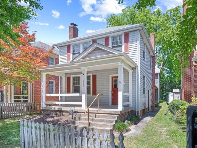 569 Chestnut Ave, Waynesboro, VA 22980