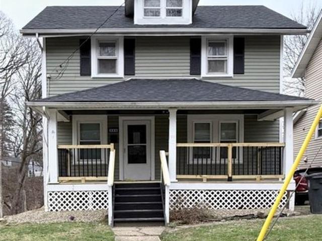 569 Barwell St, Akron, OH 44303