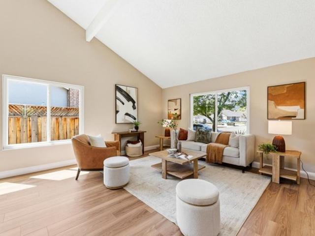 569 Gaundabert Ln, San Jose, CA 95136
