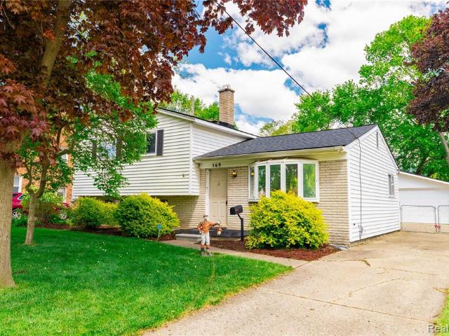 569 Hendrickson Boulevard