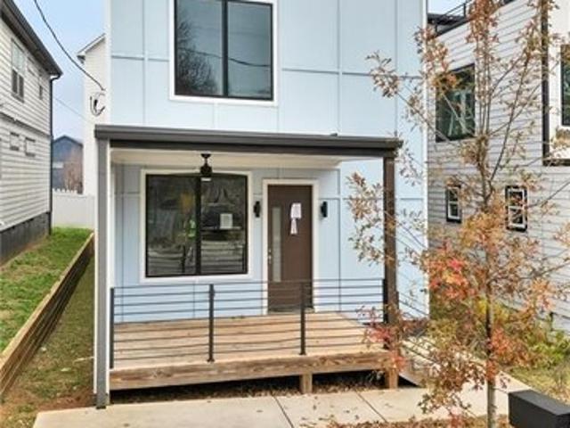569 Middle St SW, Atlanta, GA 30310