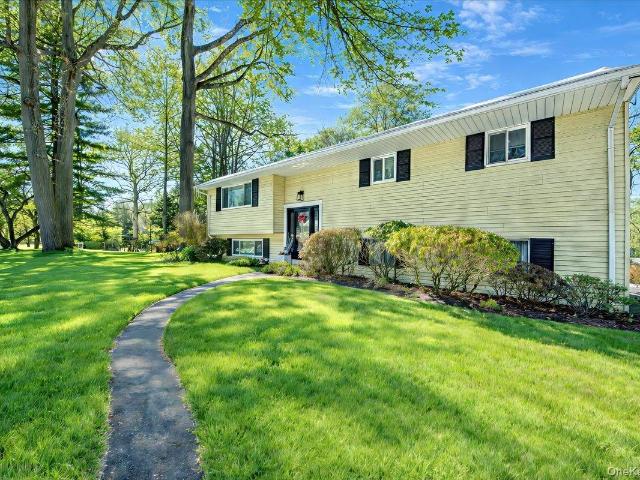 569 Millburn Court