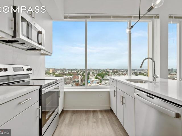 569 N 5th St 610, Philadelphia, PA