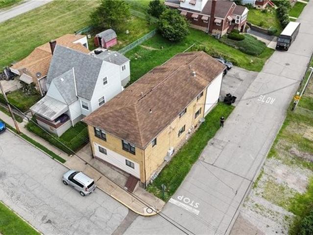 569 Woodmont Ave, East McKeesport, PA 15035