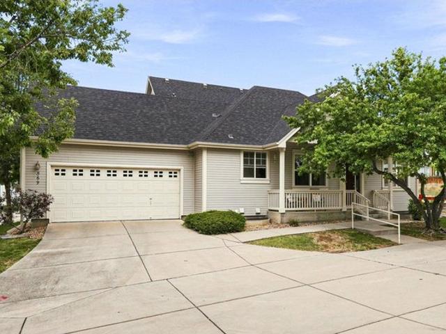 569 Wild Ridge Ln, Lafayette, CO 80026