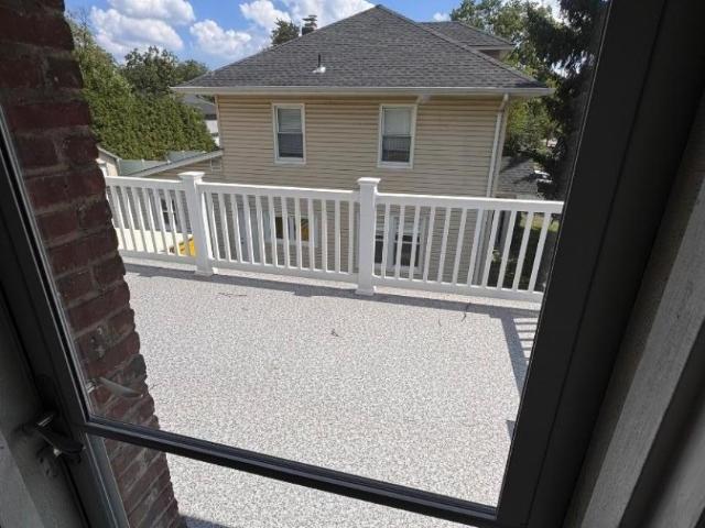 569 Trinity Pl # 2