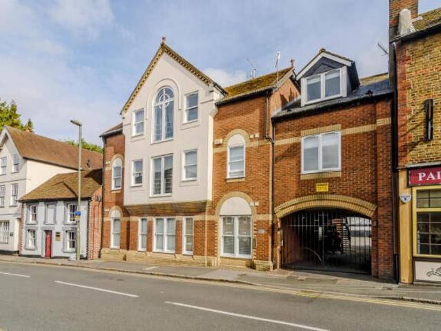 56 58 Chertsey Street, Guildford 1 bedroomProperty for lettings Seymours