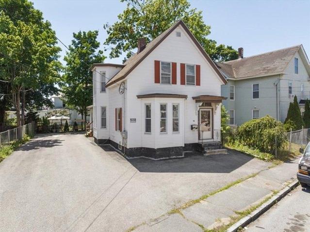56 58 Pine St, Lowell, MA 01851