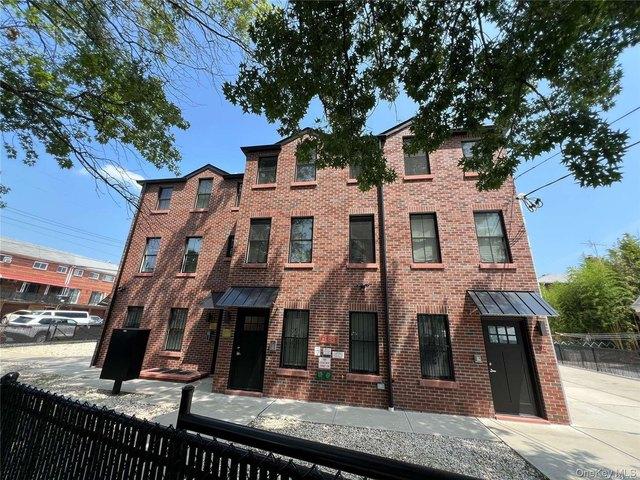 56 75 th St Unit 3B, Flushing, NY 11354