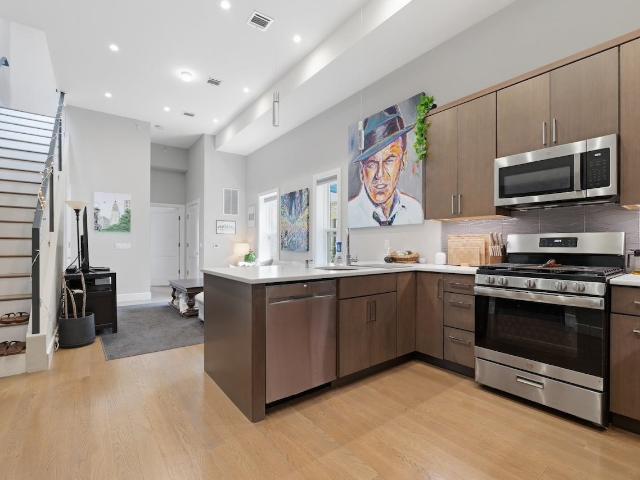 56 3Rd St # 5