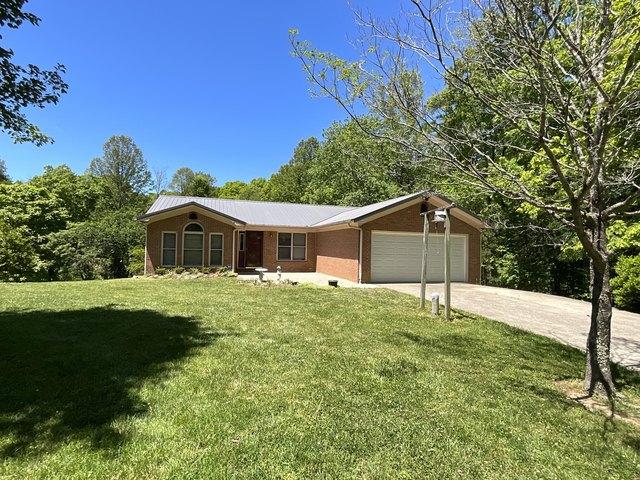 56 Tim Morgan Rd, Whitley City, KY 42653