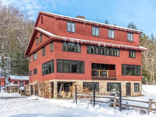 56 Turner Mill Ln, Stowe, VT 05672