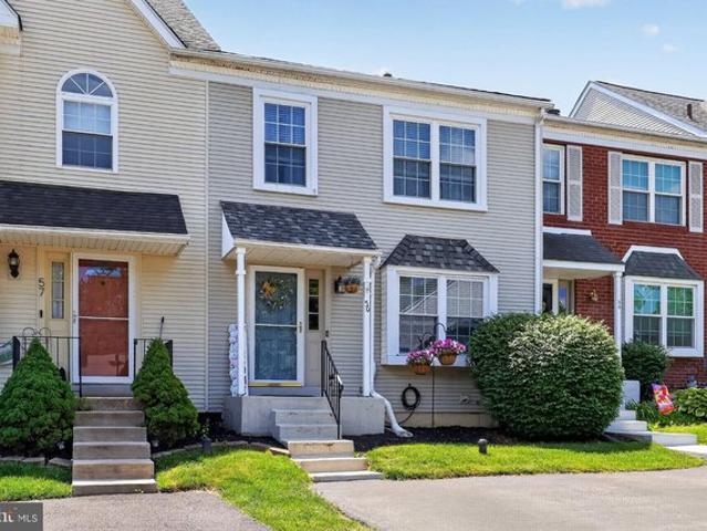 56 Victoria Dr, Aston, PA 19014