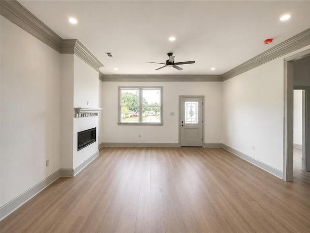 56 W Chalmette Circle