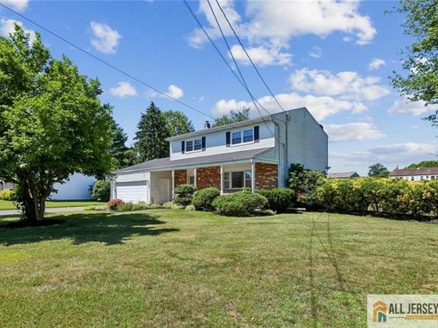 56 Whitehall Rd, Trenton, NJ 08690