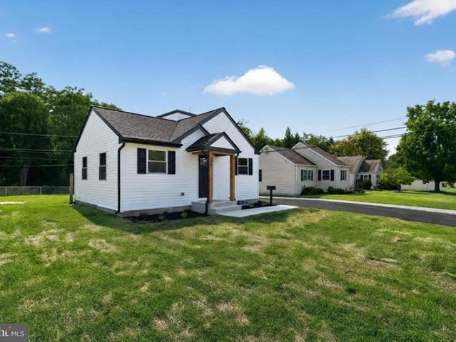 56 Yale Ave, New Castle, DE 19720