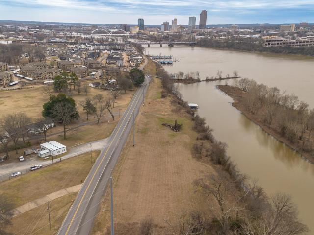 56 Acres River Rd