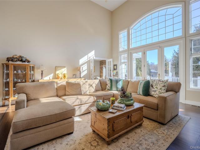 56 Autumn Chase Drive