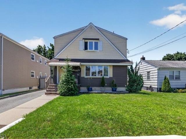 56 Barbara St, Bloomfield, NJ 07003