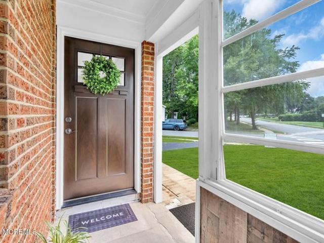 56 Bellflower Ct, Toms River, NJ 08755