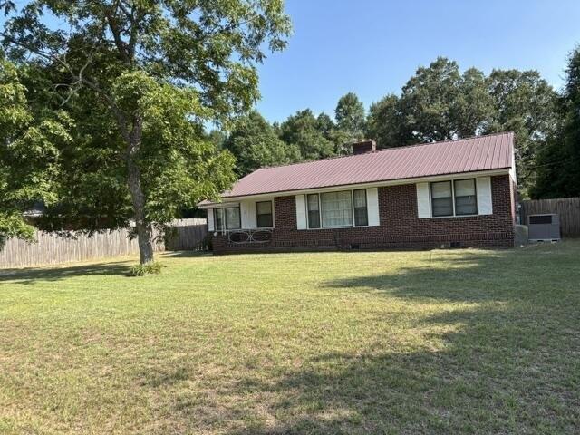 56 Blair St, Blackville, SC 29817
