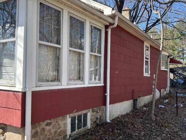 56 Burnet St