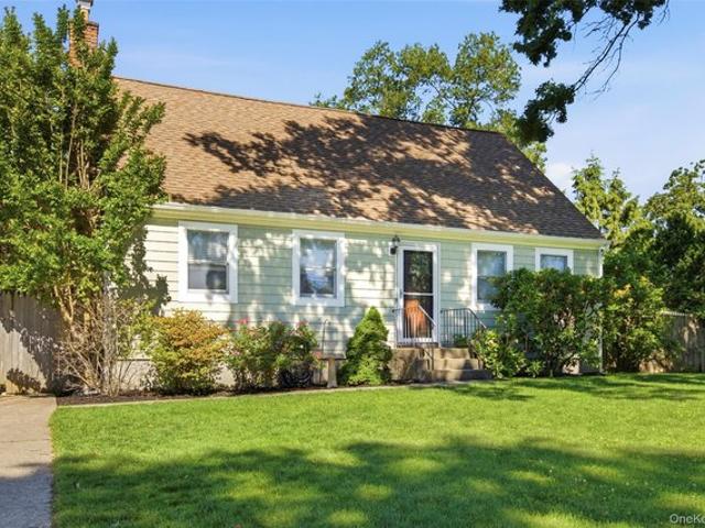 56 Burney Blvd, Mastic, NY 11950