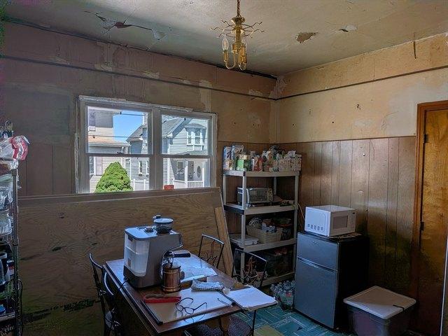 56 Carleton St, Revere, MA 02151