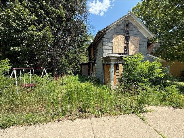 56 Cherry St, Lyons, NY 14489
