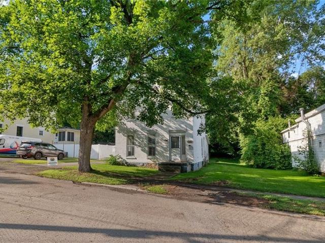 56 Church St, Lyons, NY 14489