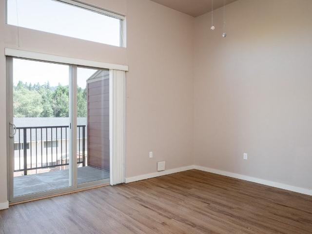 56 Commons Apartments 1 Bedroom Apartment for Rent at 4925 Sw 56th Ave, Portland, OR 97221 Bridlemile