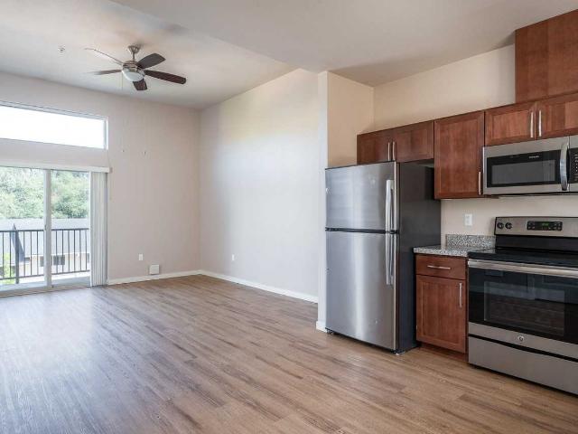 56 Commons Apartments 1 Bedroom Apartment for Rent at 4925 Sw 56th Ave, Portland, OR 97221 Bridlemile