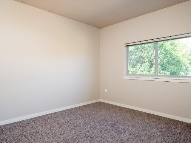 56 Commons Apartments 1 Bedroom Apartment for Rent at 4925 Sw 56th Ave, Portland, OR 97221 Bridlemile