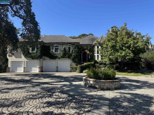 56 Copenhagen Ct, Alamo, CA 94507