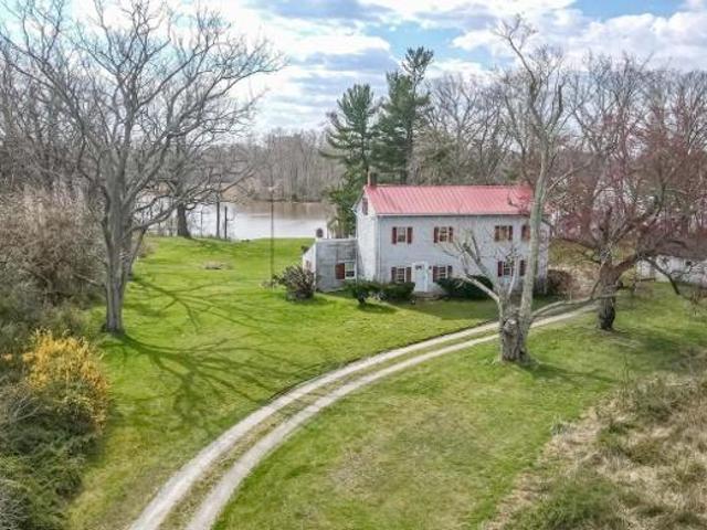 56 Clancy Rd, Salem, NJ 08079